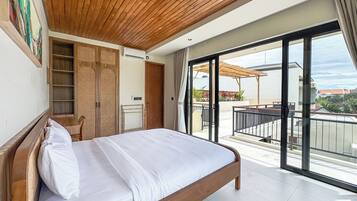 Villa Premium, 1 quarto, piscina privativa | Cofre no quarto, secretária