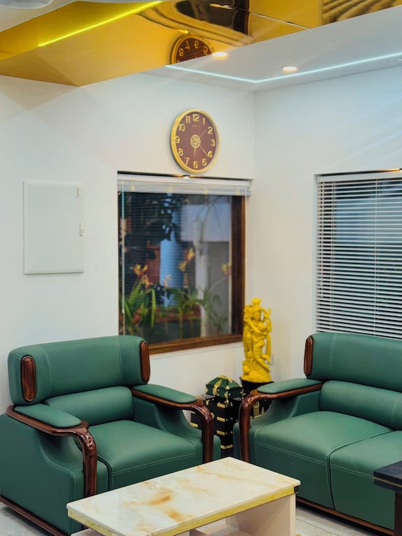 2 Bhk Heritage Luxury Villa - 뜨리웬드럼