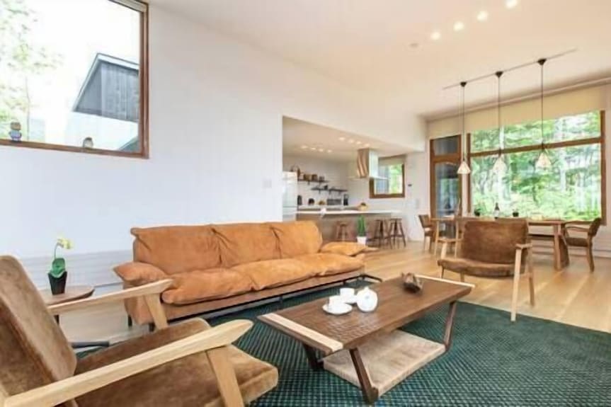 Birchwood Chalet | Niseko Chalet 3br | Forest Views, Near Ski Resort - Niseko