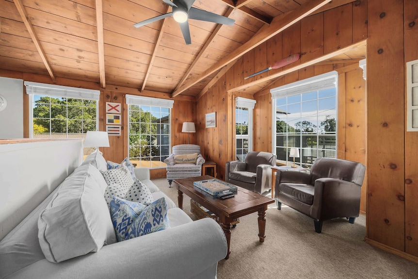 Twin Lakes Surf Cabin - Sleeps Up To 12 - Santa Cruz, CA