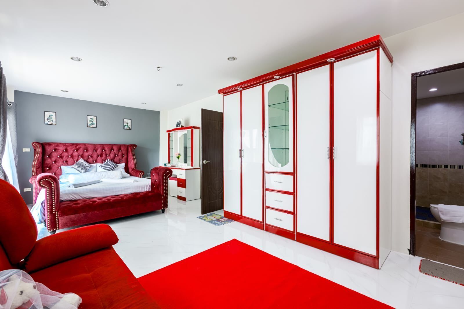 Premium 1-bedroom Villa With Ac In Perfect Heart Of Thailand Bangkok - Bangkok