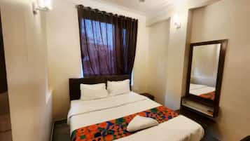 Quarto Duplo Standard, Vista para a cidade | Wi-fi grátis