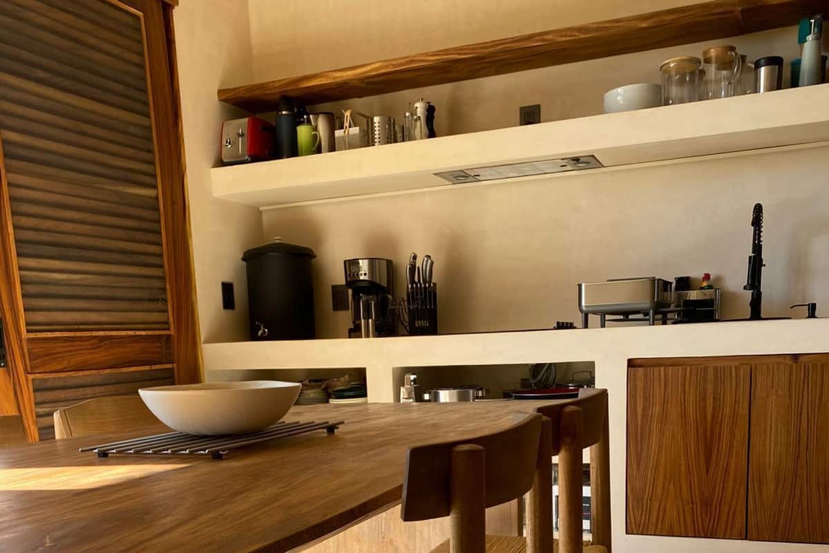 Condo exclusivo, 2 quartos, sacada, vista para a baía | Cozinha privada | Geladeira grande, cooktop, torradeira, chapa