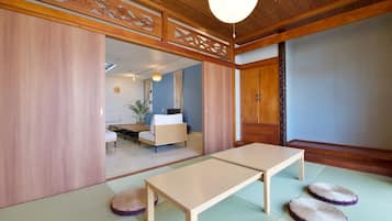 Apartamento | Cortinas blackout, ferros/tábuas de passar roupa, Wi-Fi de cortesia