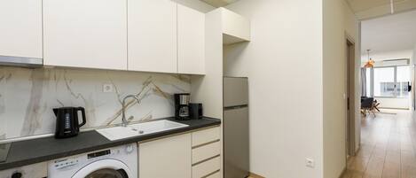 Apartamento, 1 cama de casal e sofá-cama | Cozinha privada | Uma cafeteira/bule, uma chaleira elétrica