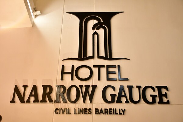 Narrow Gauge Hotel - Bareilly