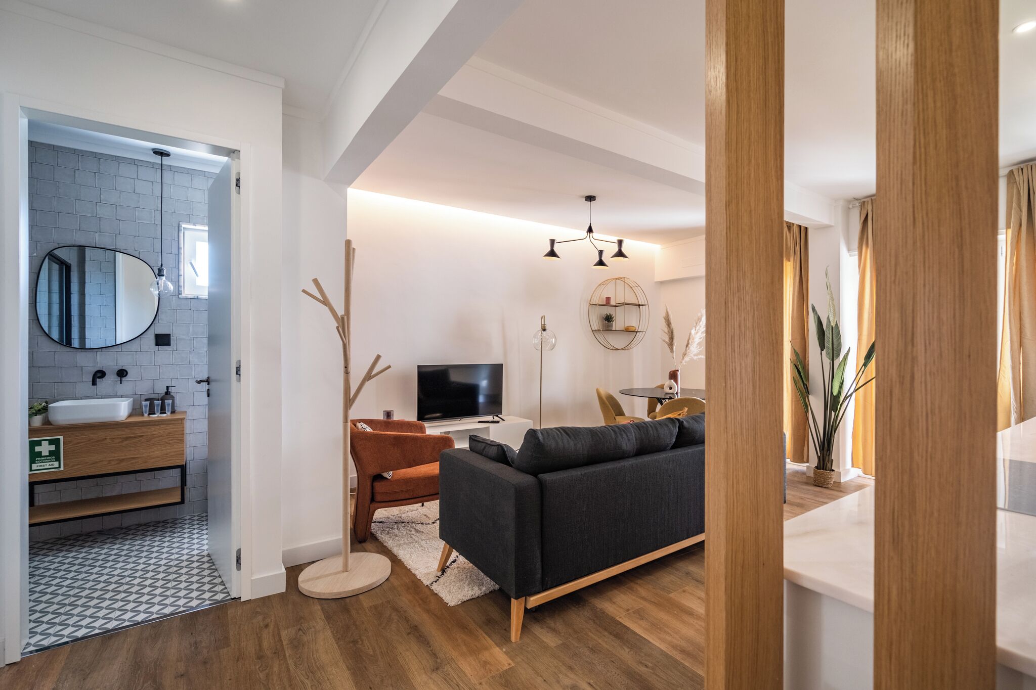 Fennel Apartment, Campolide, Lisbon - Lisboa