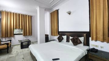 Suíte superluxo | Escrivaninha, espaço de trabalho para notebook, Wi-Fi de cortesia