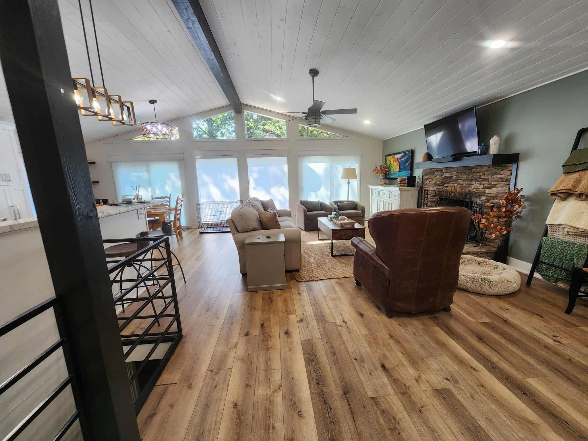 Relax & Recharge At The Nest  Lake Escape With Outdoor Fireplace & Hot Tub - Heber Springs, AR