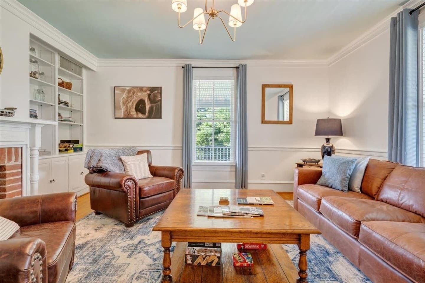 2 Bedroom Charming Farmhouse Getaway : Levi Hall - Danville, VA