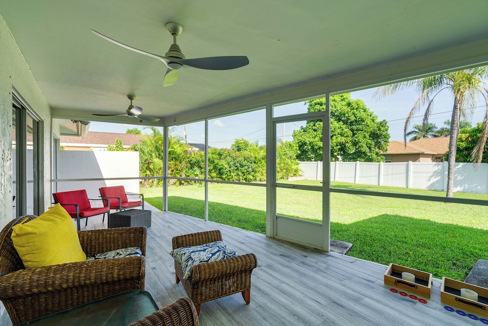 Game, Shop & Beach-hop: Family Home In Cape Coral - Sanibel Island, FL