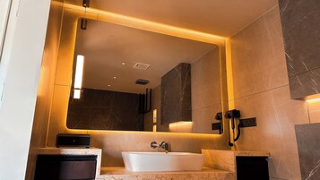 Suite Presidencial | Casa de banho | Toalhas fornecidas