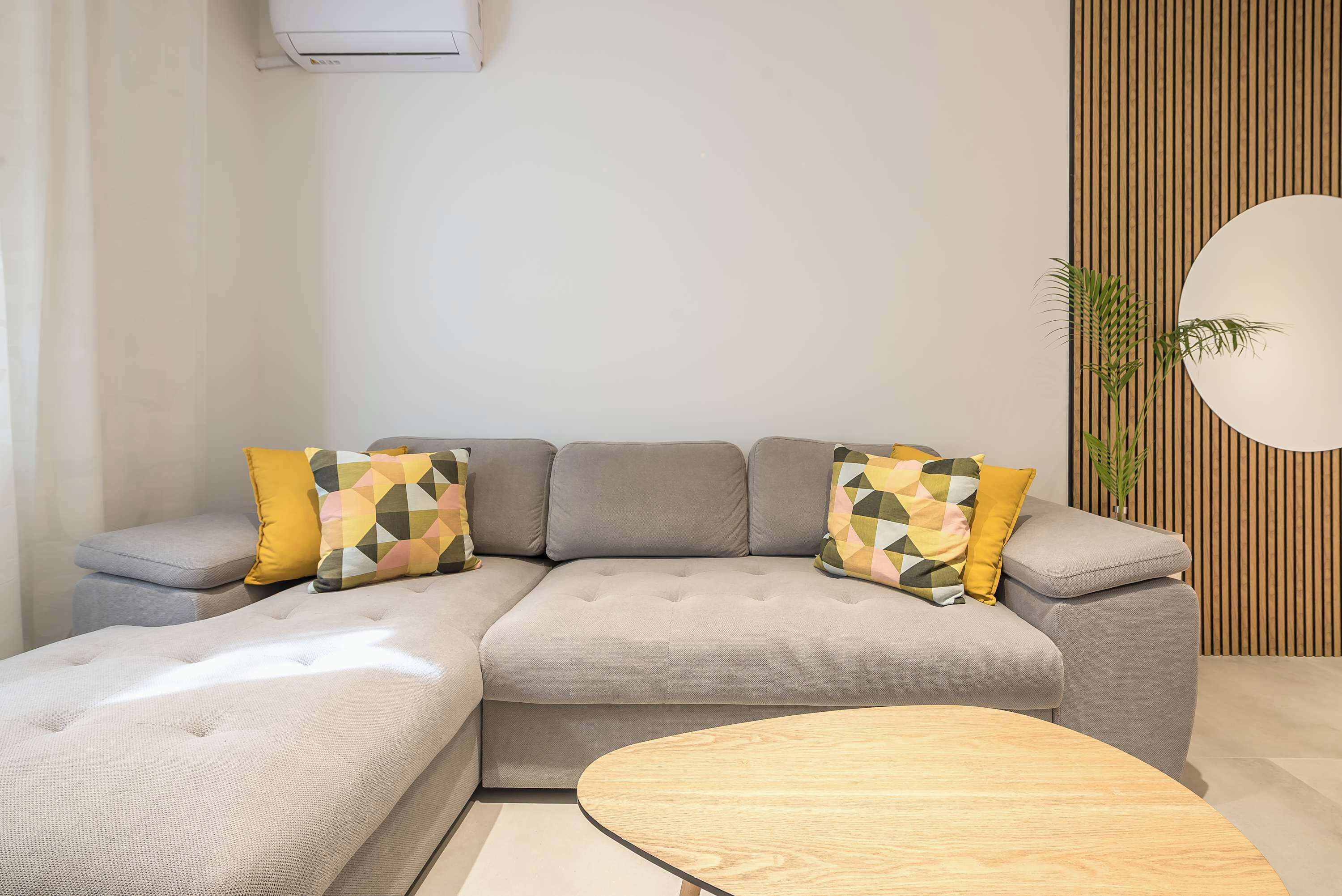 Modern 1br In Exarchia | Green-view Balcony - Athens