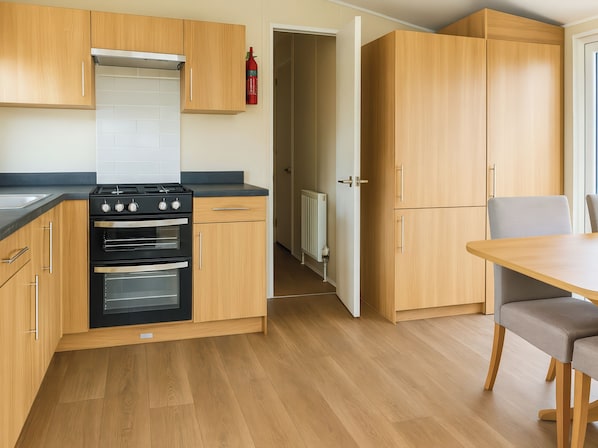 Casa de campo | Cozinha privada | Talheres/pratos/utensílios de cozinha
