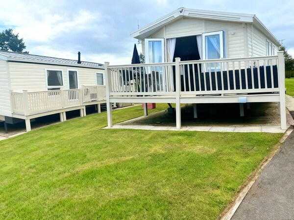 Thornwick Bay Holiday Village - 20633 - Flamborough