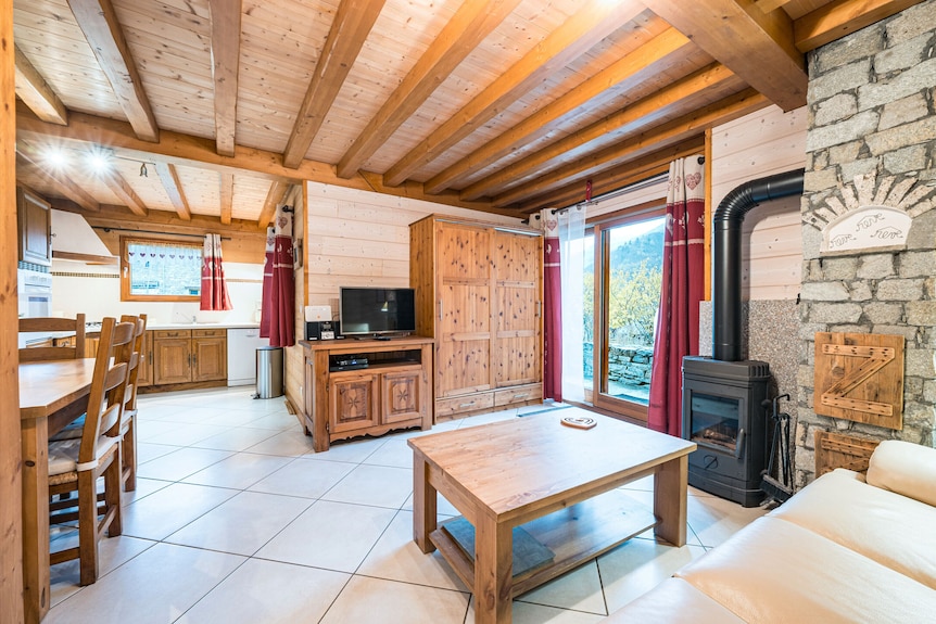 Chalet 'La Petite Maison' Con Vistas A La Montaña Y Terraza Privada - Méribel