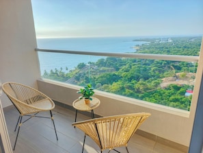 Suite-Estúdio Comfort, varanda, vista para o mar | Vista da varanda
