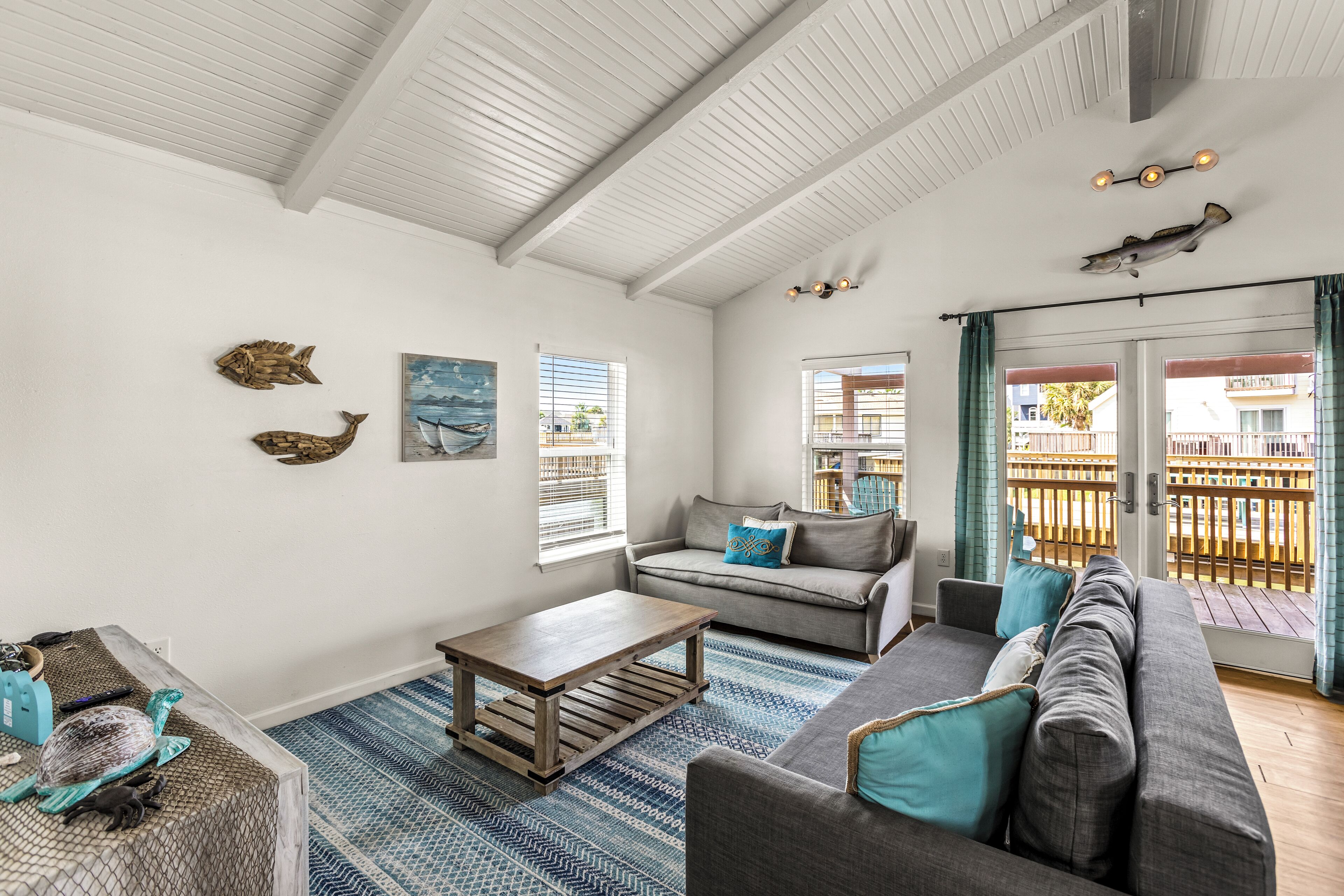 Canal Front Home In Jamaica Beach + Kayaks + Boat Slip - Jamaica Beach, TX