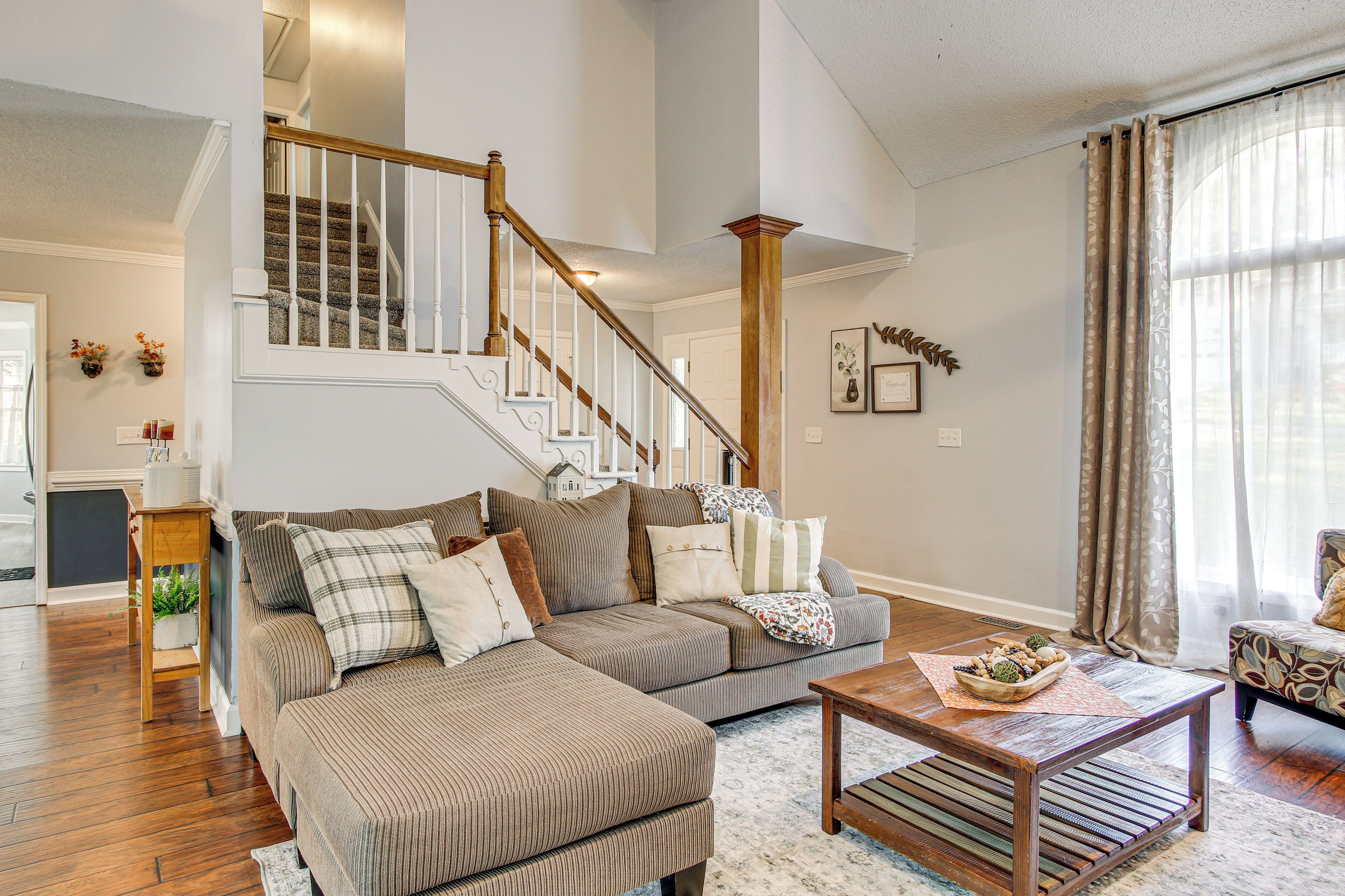 3 Mi To Marina: Quiet Getaway W/ Deck In Lexington - Lexington, SC