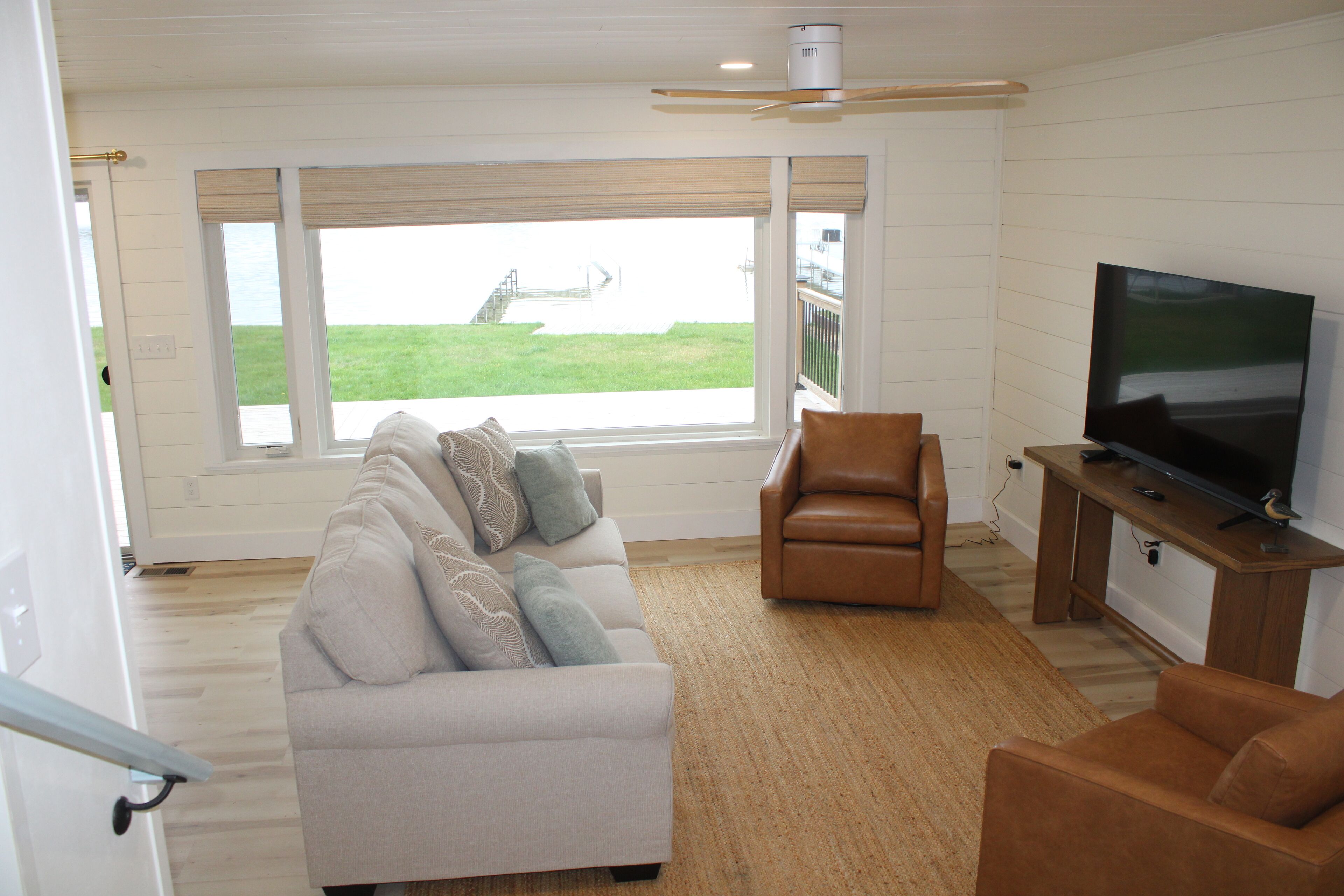 Waterfront Cottage On Bass Lake In Pentwater - Pentwater, MI