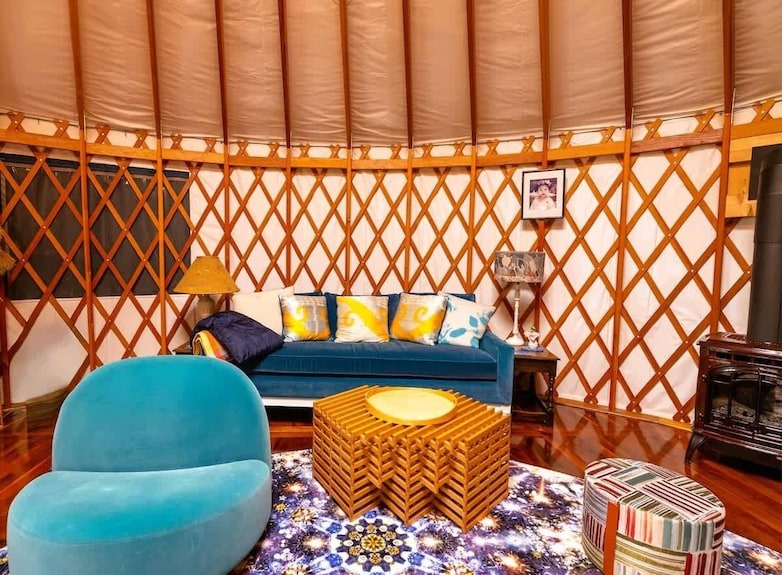Luxury Yurt At Seaside Farm In Friendship - Damariscotta, ME