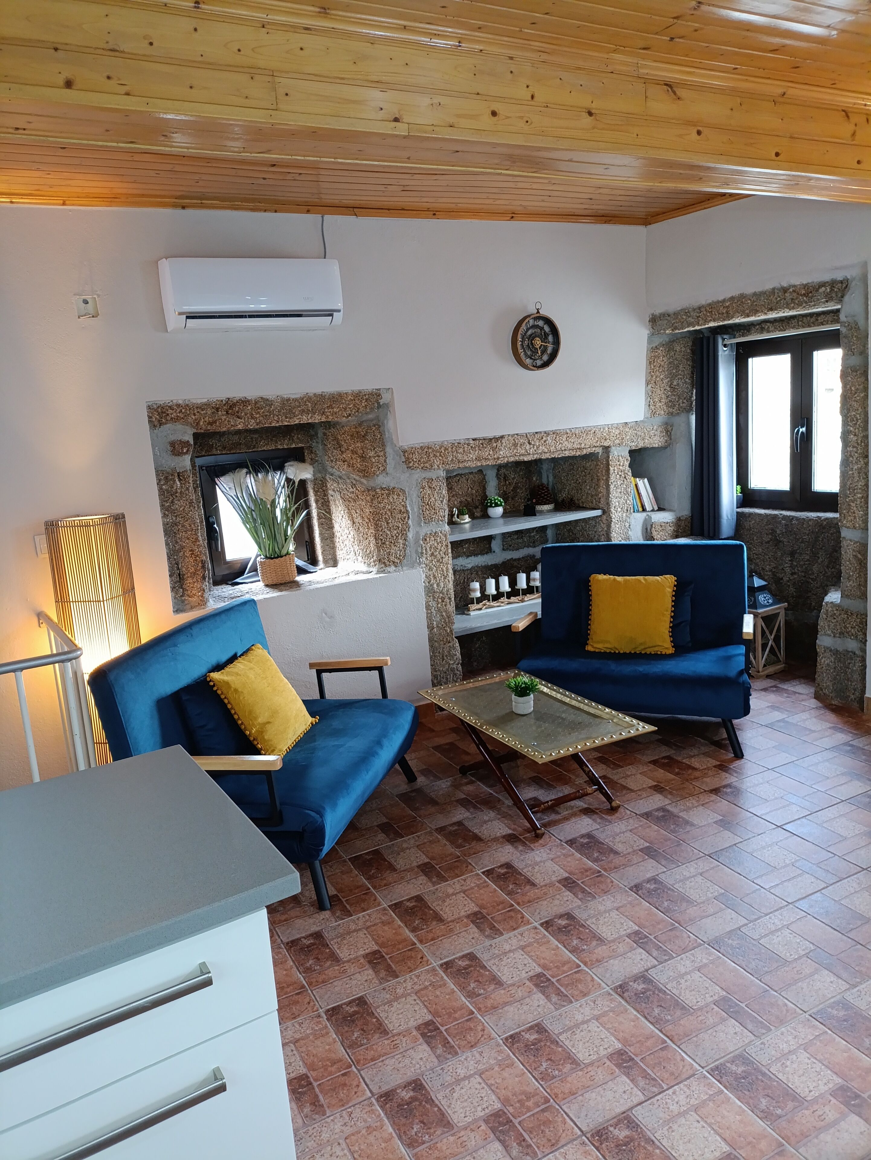 Casa Típica De Pedra Em Paredes Do Pinhāo,s. Lourenço Riba Pinhao/ Sabrosa/ - Vila Real