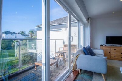 Footsteps - 2 Bedroom Apartment - Saundersfoot