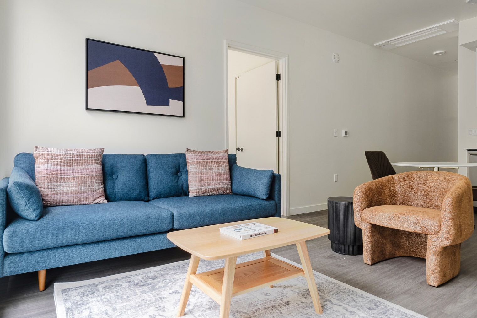 Blueground | Northwest Bellevue, Rooftop, Nr Lake Washington - Bellevue