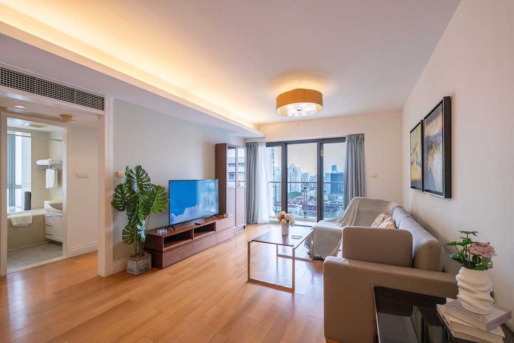 Tyms Spacious 2br 1ba Apt Xuhui Metro - Shanghai