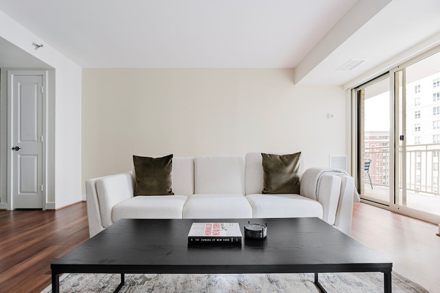 Blueground | Ballston, Fitness Center, Nr Arlington Cemetery - Arlington, VA