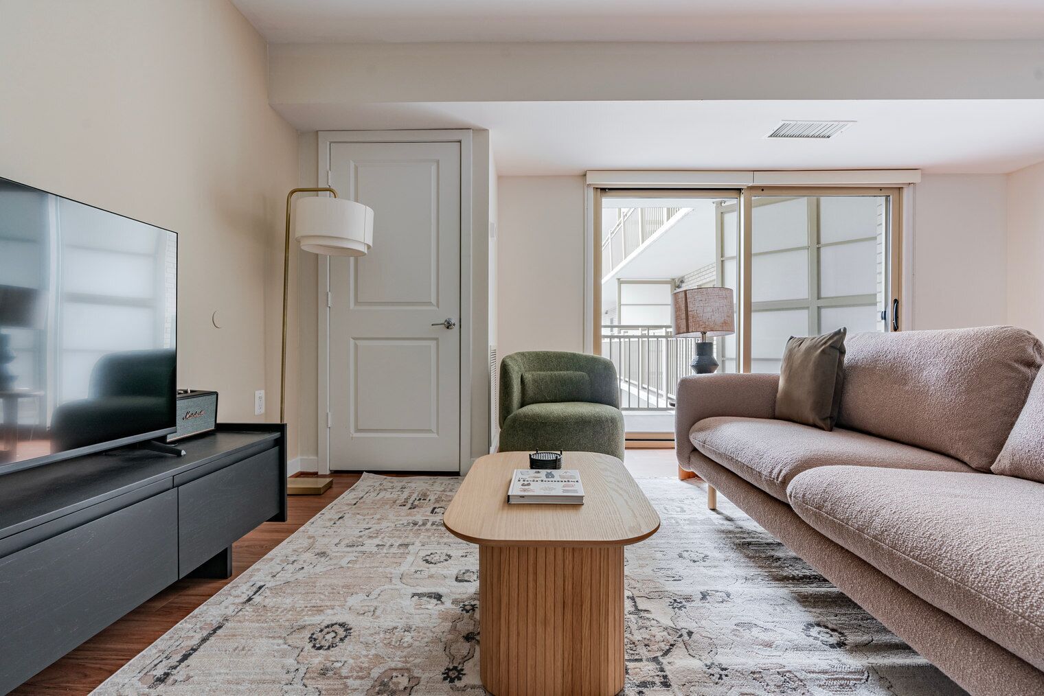 Blueground | Ballston, Fitness Center, Nr Arlington Cemetery - Falls Church, VA