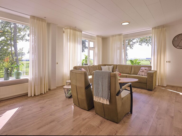 Holiday Home With Views Of Alpacas And Horses - Zwolle