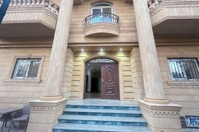 New Cairo B&B