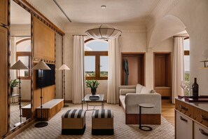 Ferros/tábuas de passar roupa, Wi-Fi de cortesia, roupa de cama