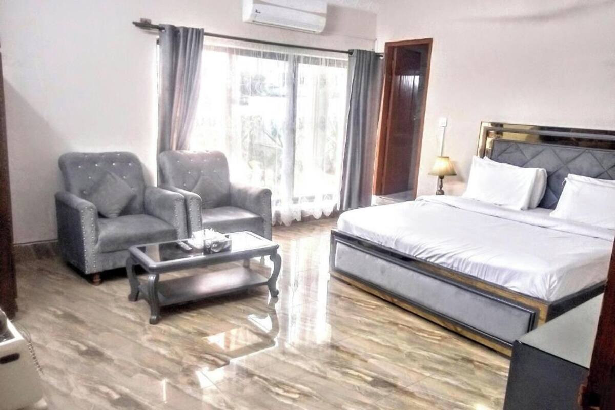 Quarto casal, vista para a cidade | Wi-Fi de cortesia