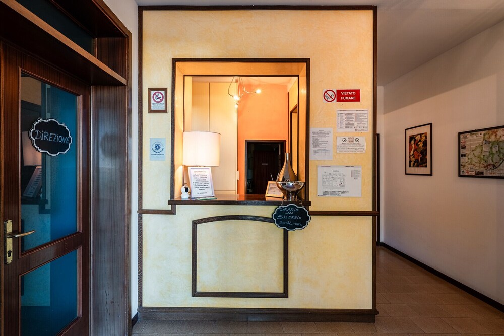 Room 'Singola' with Shared Garden, Wi-Fi and Air Conditioning - Cerreto ...