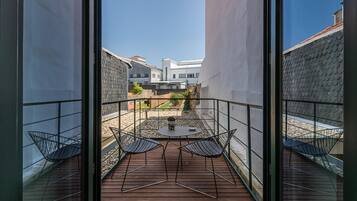 Apartamento (Room with Balcony) | Varanda