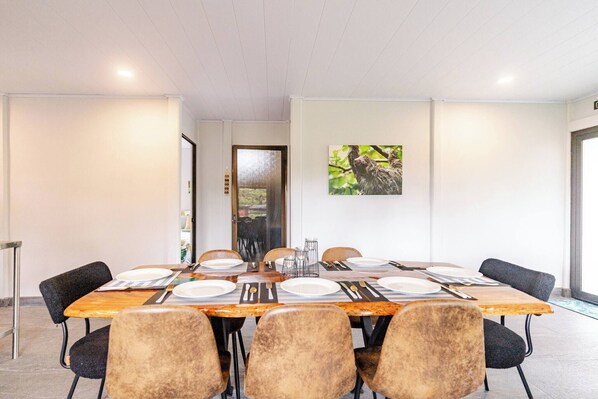 Casa, 3 quartos, para fumantes, varanda | Sala de jantar