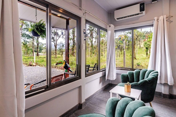 Casa, 3 quartos, para fumantes, varanda | Parte interna