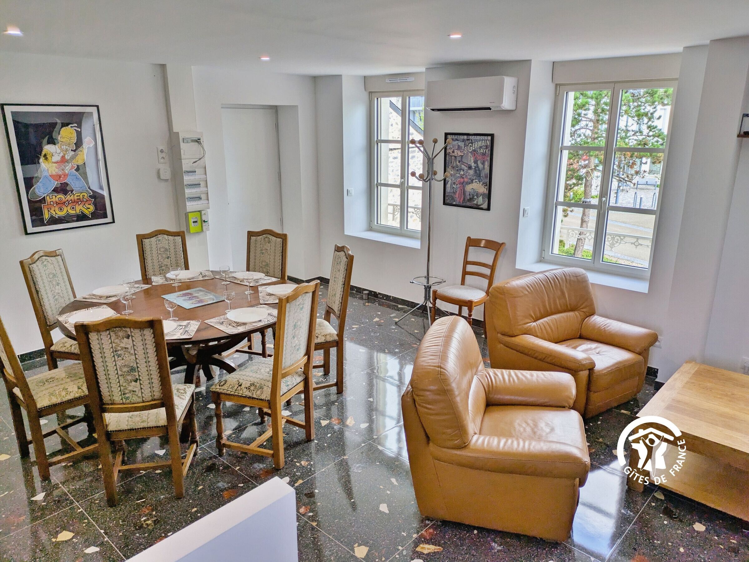Gîte Moderne à Louverné, 6-8 Pers, Animaux Acceptés, Parking - Laval, France
