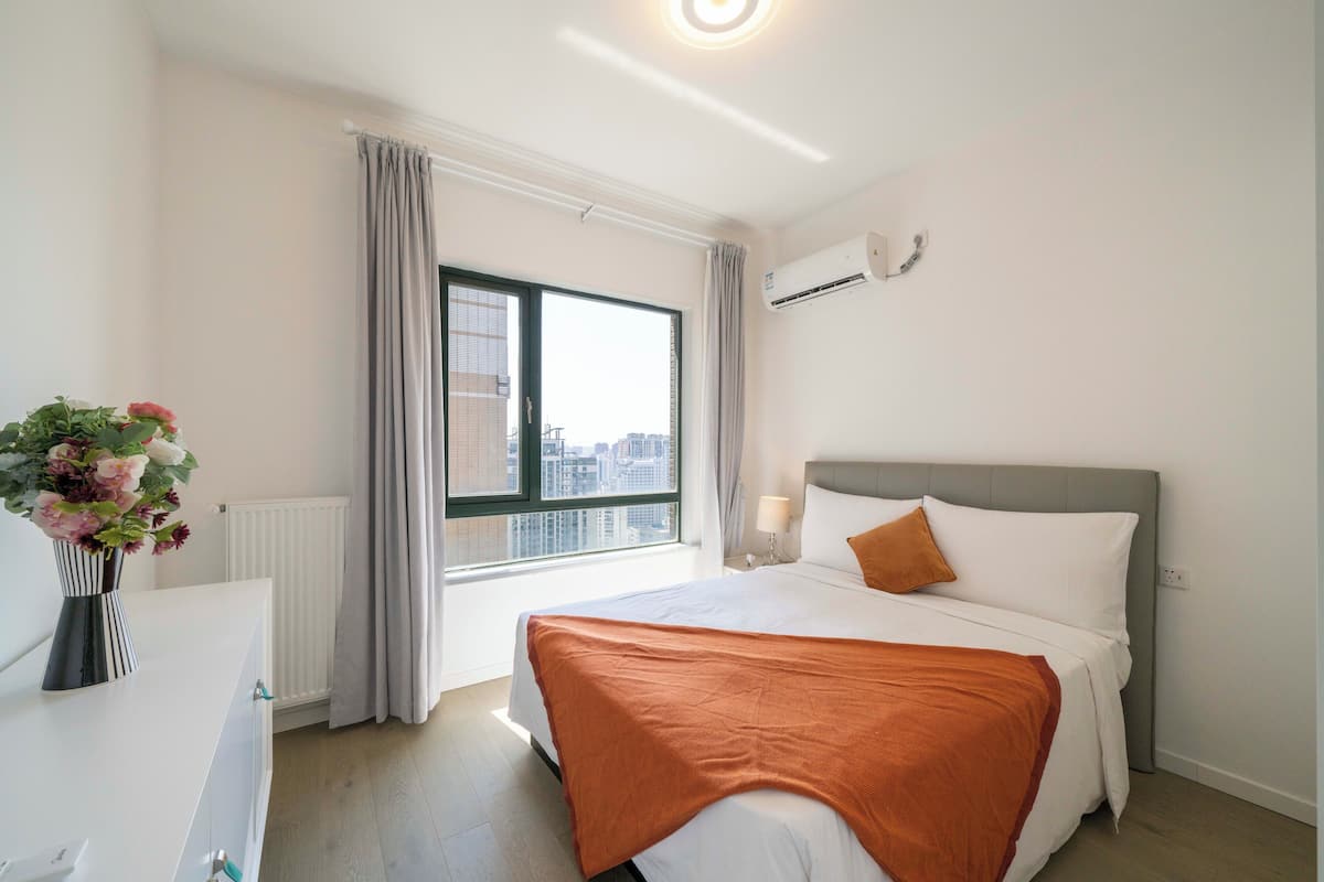 Apartamento Superior, 4 quartos, varanda, Vista para a cidade | Ferro/tábua de engomar, Wi-fi grátis