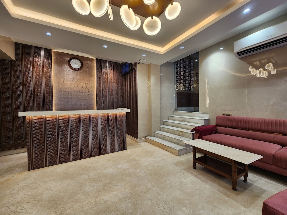 Hotel Pushpak International - Howrah