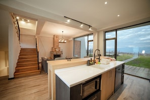 Villa Superior, vista para a montanha | Sala de estar