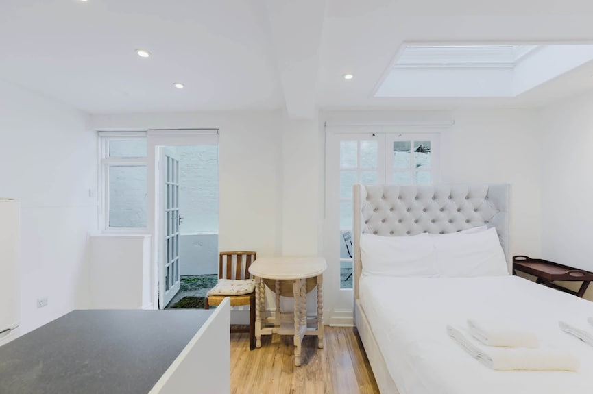 Bright Studio Flat With Private Patio, Fulham - Stamford Bridge