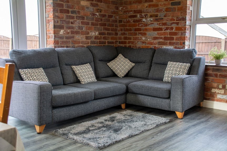 Bryn Bethel - Sleeps 6 Guests In 3 Bedrooms - 란베리스