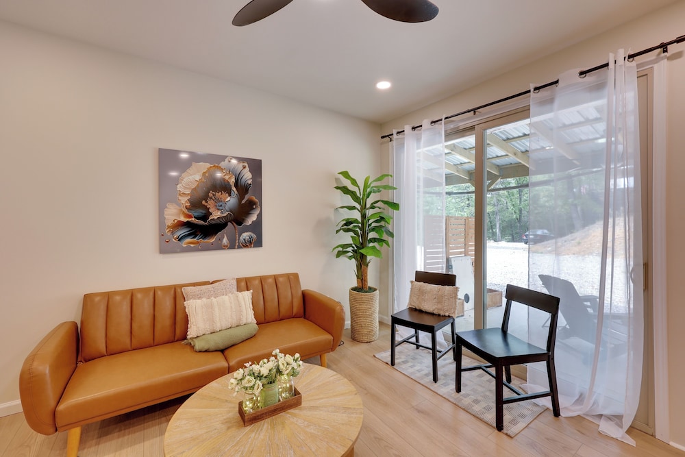 Duplex W/ Furnished Patio Near Lake Ouachita! - Arkansas