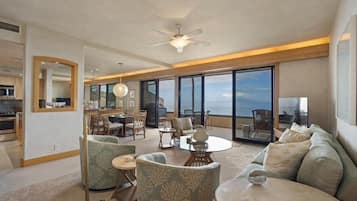 Apartamento em Condomínio Fechado, 2 quartos | Sala de estar