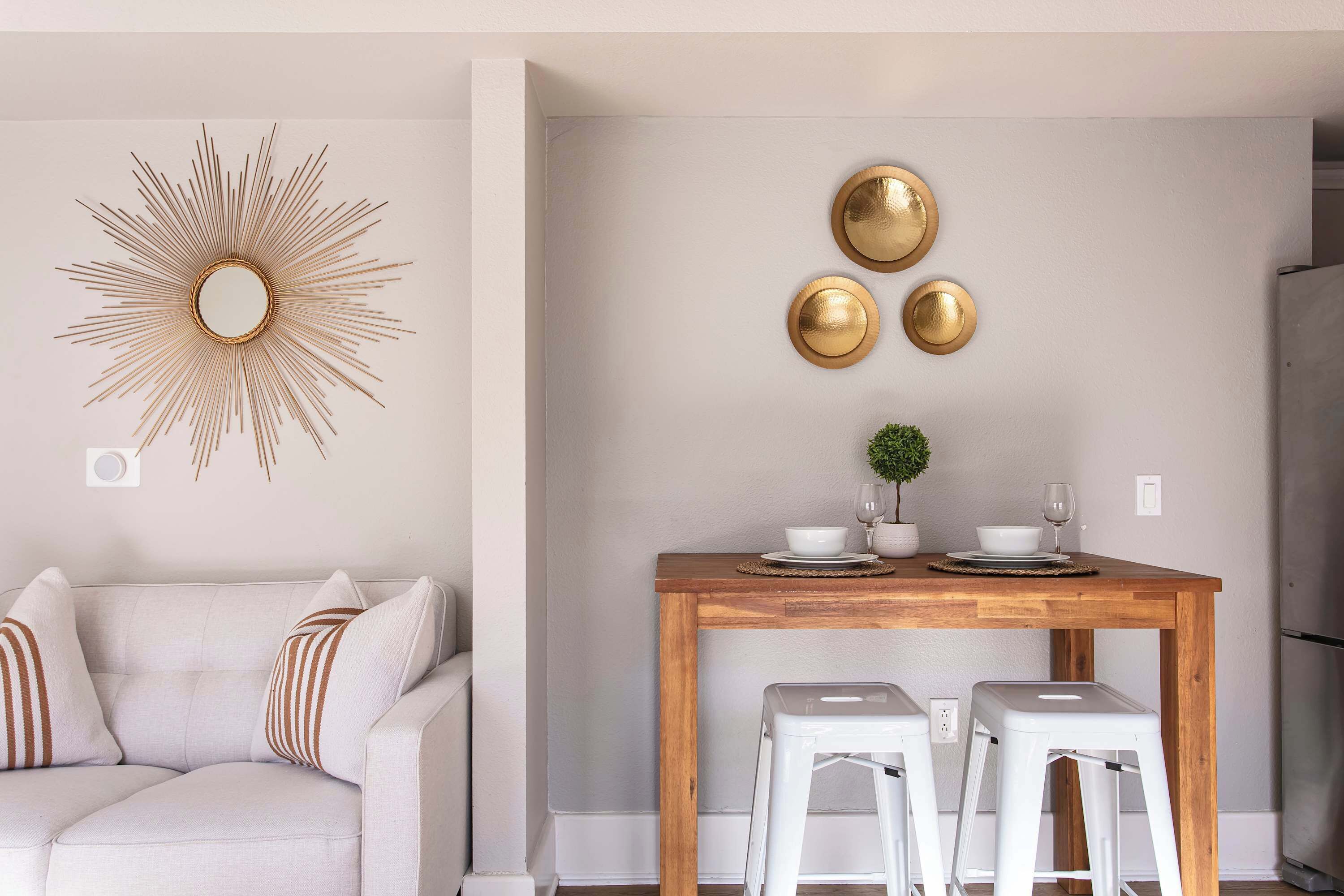 Modern Gaslamp Studio | Bright Design + Walk To Hotspots - Coronado Island, CA