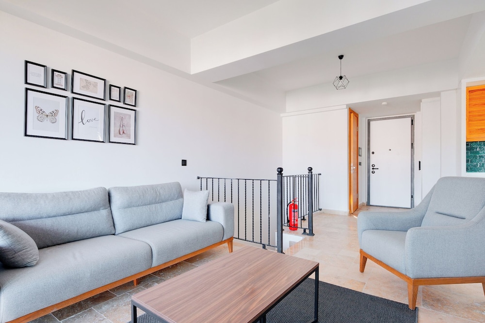 Flex İNvictus Alaçatı - Ilıca