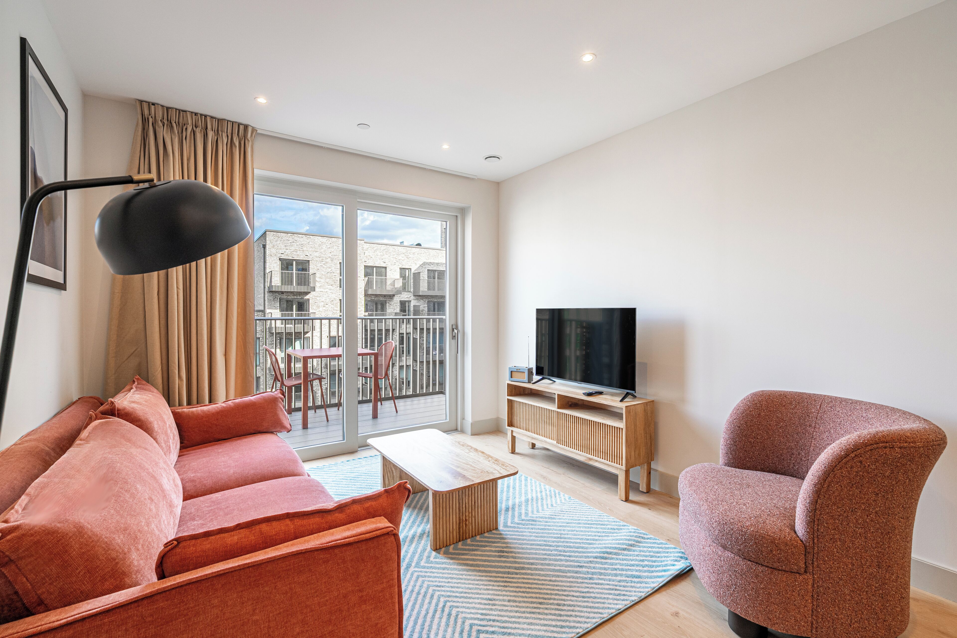 Stylish One-bedroom Haven - Edgware